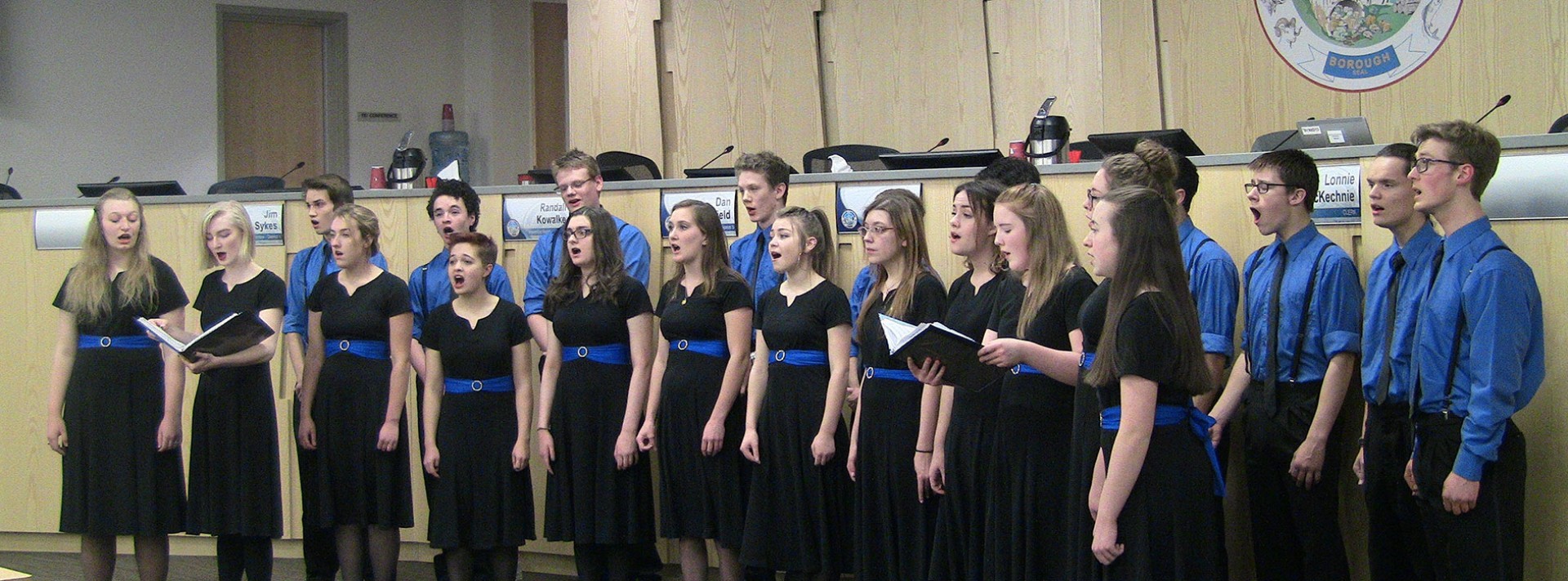 Matanuska-Susitna Borough - Palmer Jazz Choir Moves Audience